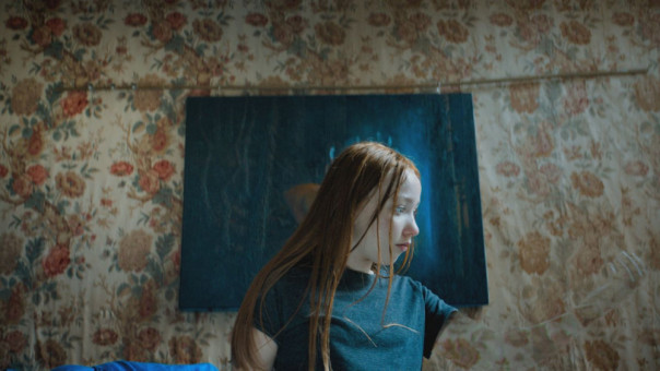 Invisible Sue - Plötzlich unsichtbar: Trailer und Kritik zum Film